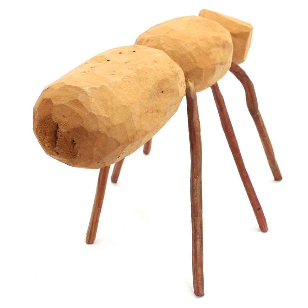 Escultura de Formiga em madeira G - TheFOB